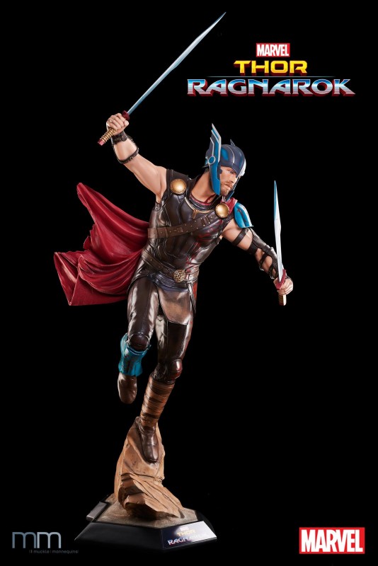 Thor - Thor Ragnarok - Life-Size Statue | Piece Hunter - Swiss ...